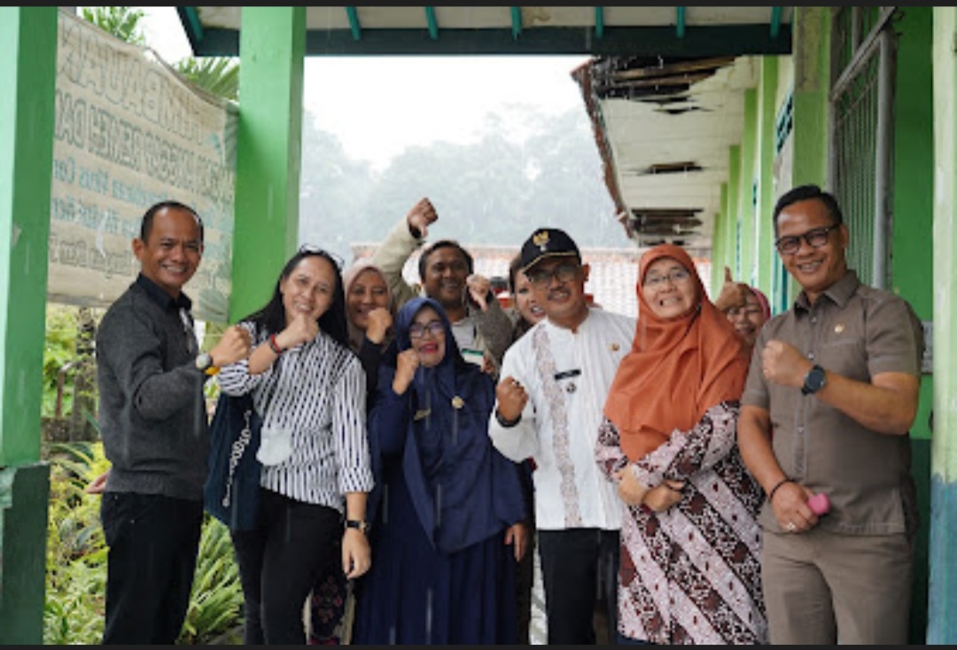 10 Tahun Tak Terima Bantuan, Kondisi SDN Panaragan Kidul Memprihatinkan 10 Tahun Tak Terima Bantuan, Kondisi SDN Panaragan Kidul Memprihatinkan